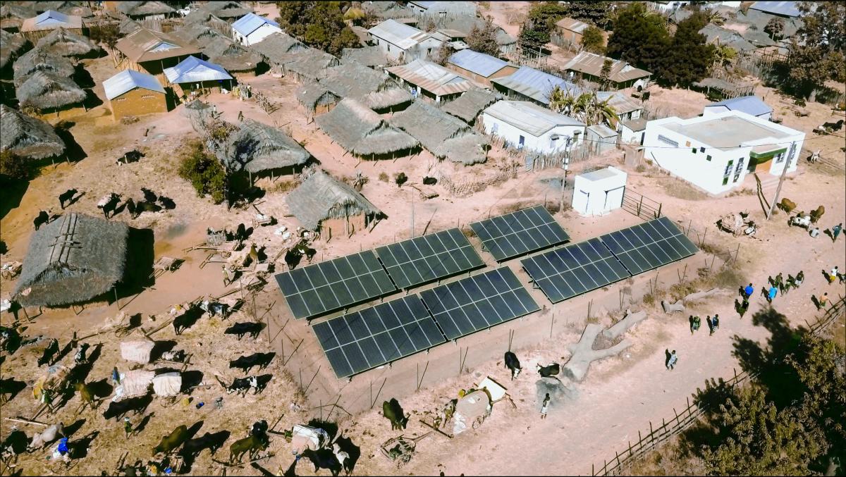 Webinar on Universal Energy Facility grants for mini-grid projects in ...